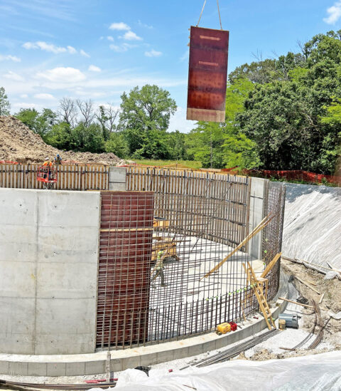 Jobsite Formwork - EZ-RADIUS Concrete Forming System